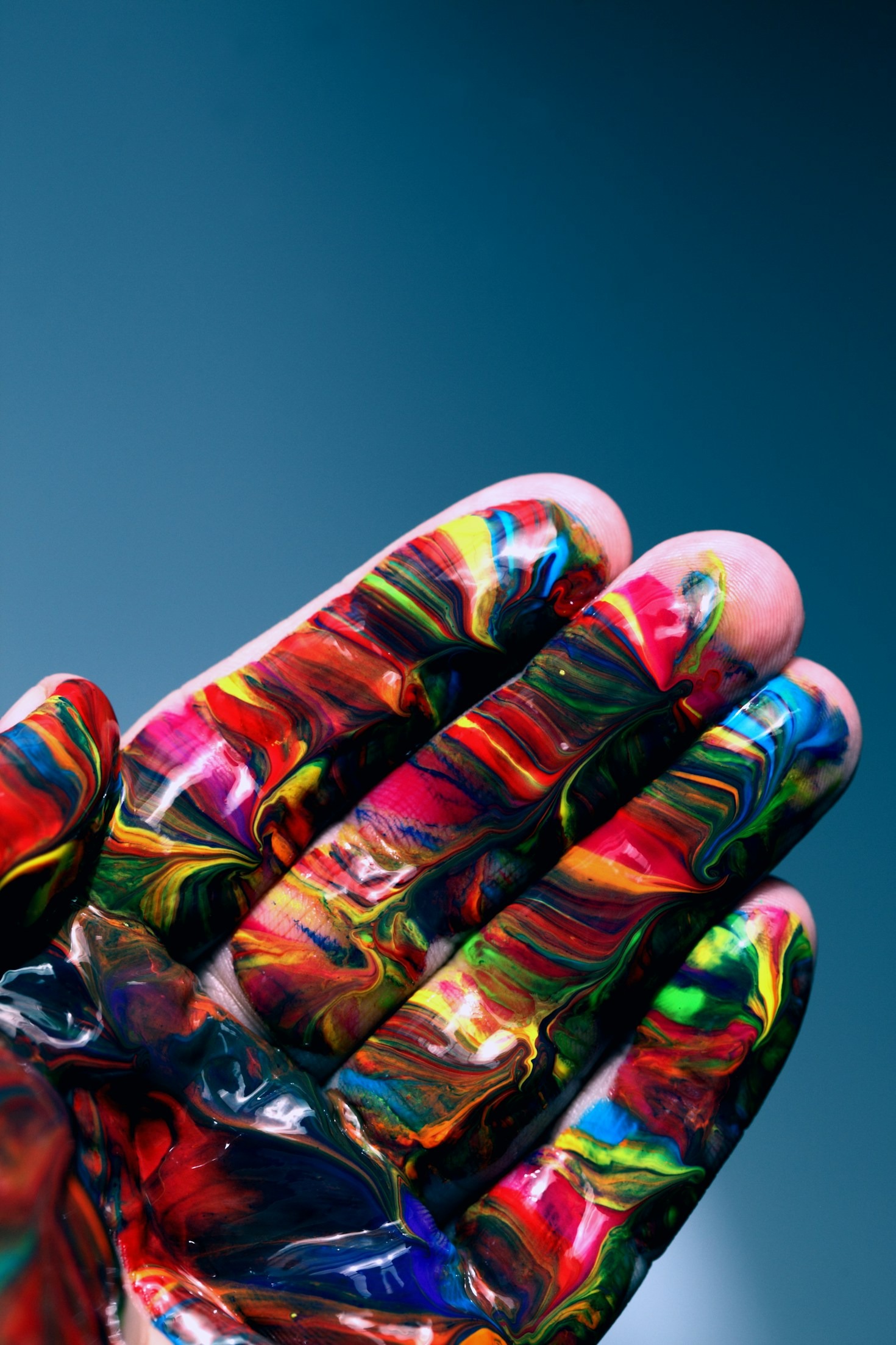The Role of Creativity in Unconventional Themes - Rawodd